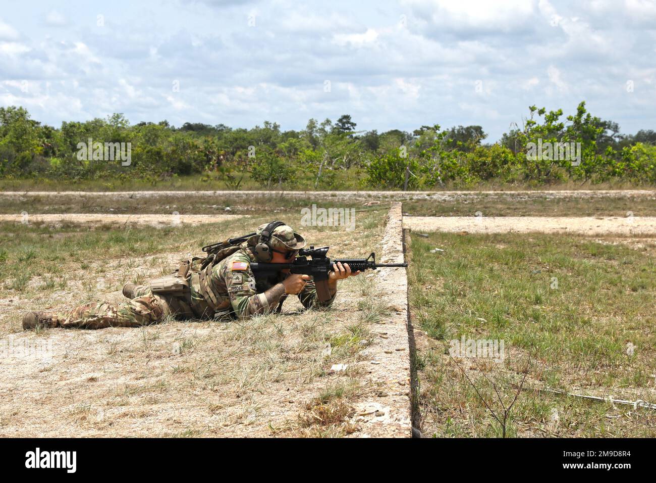 SGT Blake Tedder from the Florida National Guard showcases the M4 ...