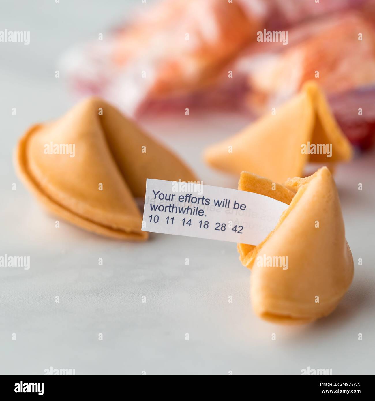 Sticking note hi-res stock photography and images - Alamy