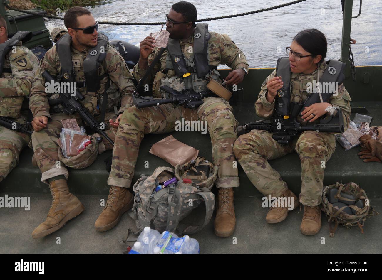 U.S. Soldiers with the 74th Multi-Role Bridge Company, 62nd Engineer ...