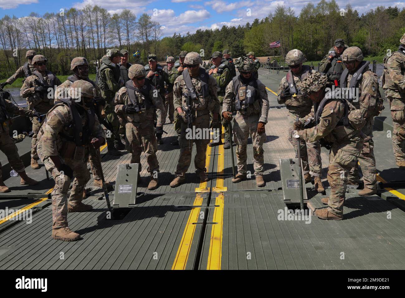 U.S. Soldiers with the 74th Multi-Role Bridge Company, 62nd Engineer ...