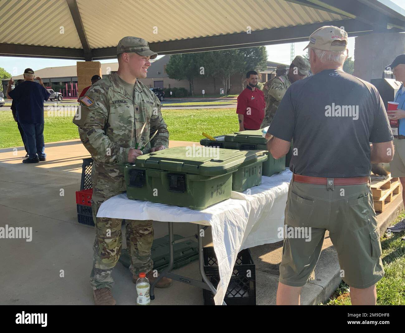 Soldiers, attached 3d Brigade Combat Team, 101st Airborne Division (Air ...
