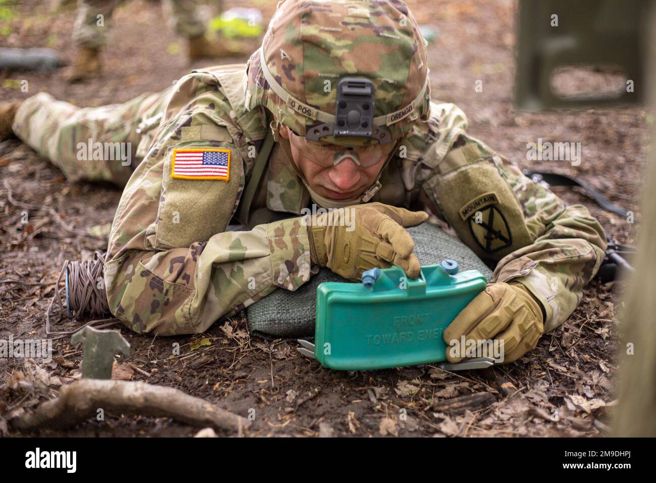2nd Lt. Richard Orengo, assigned to 548th Division Sustainment Support ...