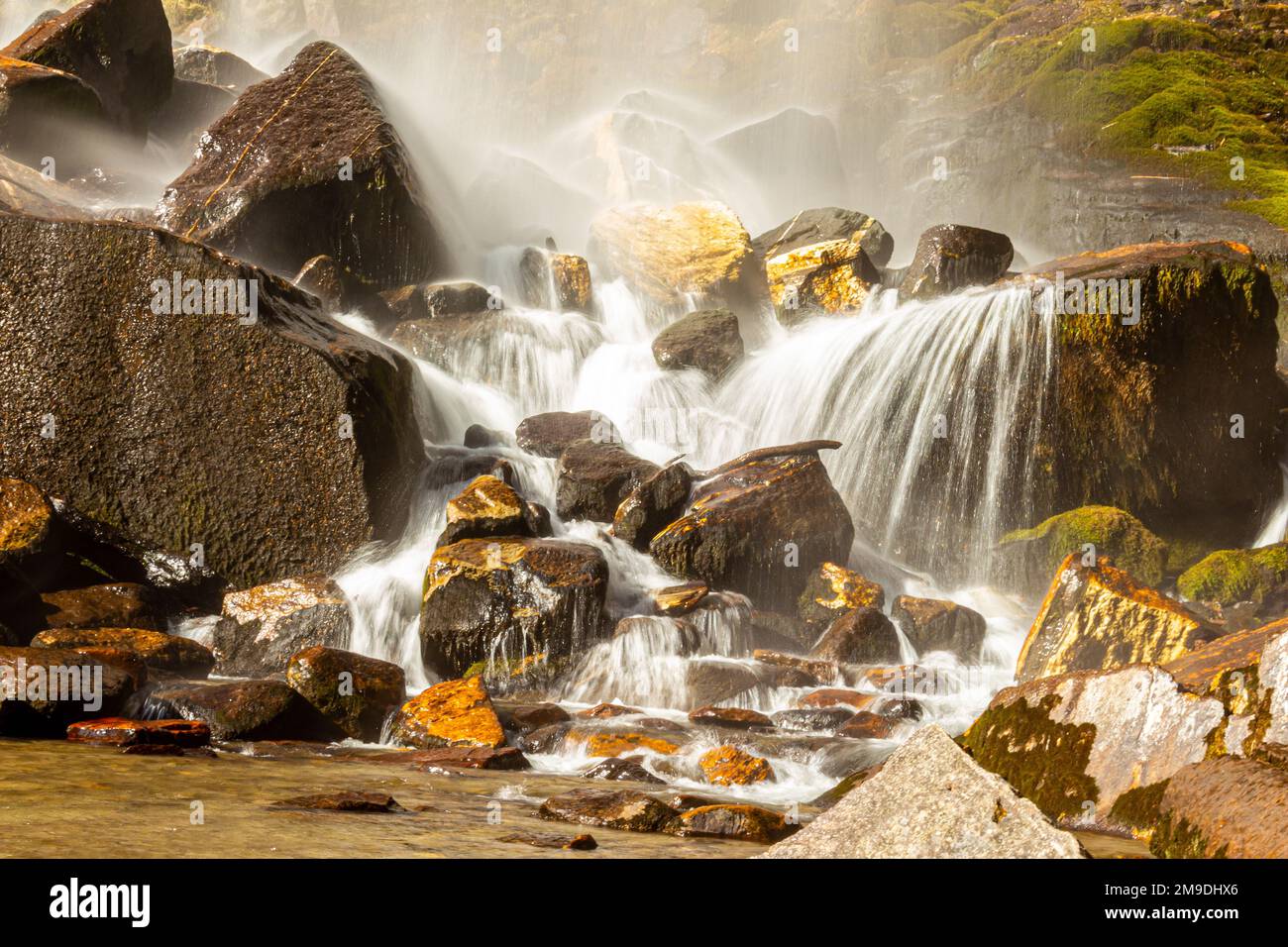 Colours of Manali in Himachal Pradesh India. Panoramic views of ...