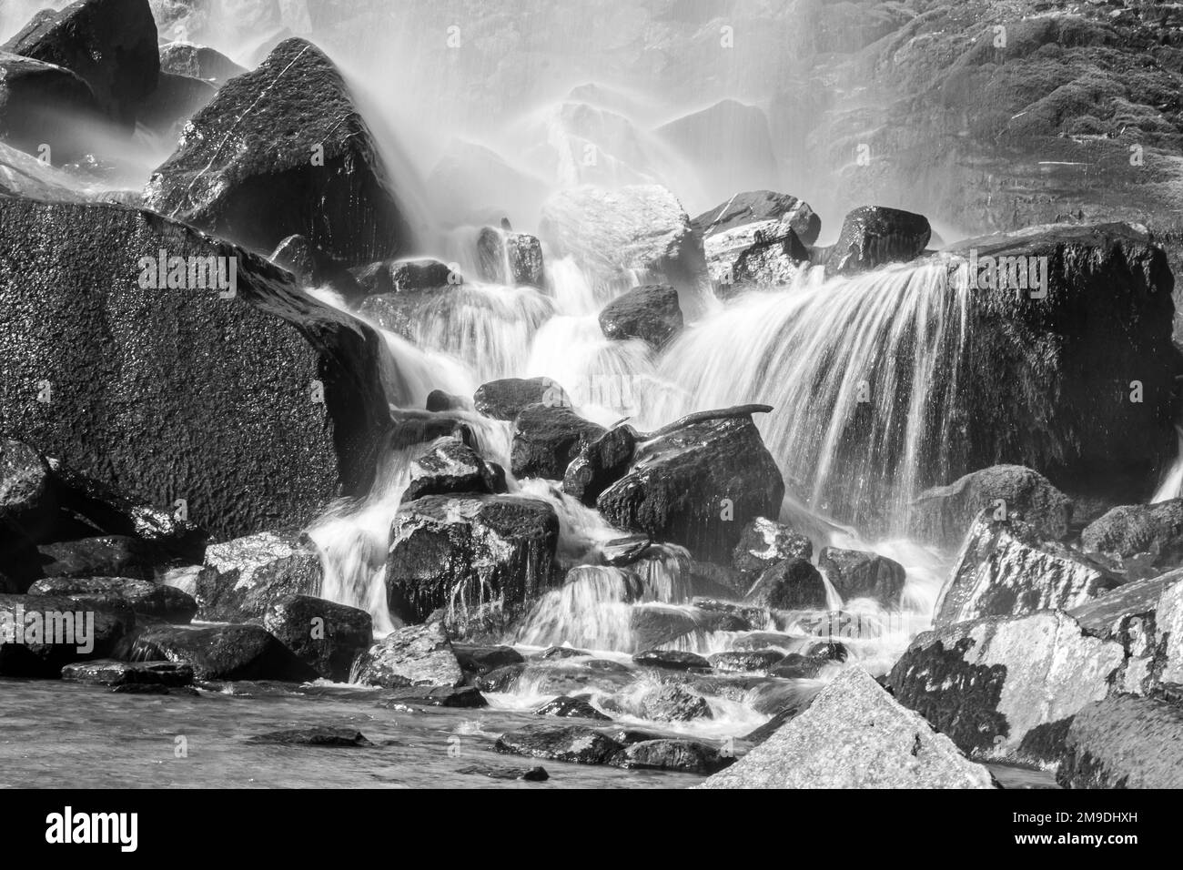 Colours of Manali in Himachal Pradesh India. Panoramic views of ...