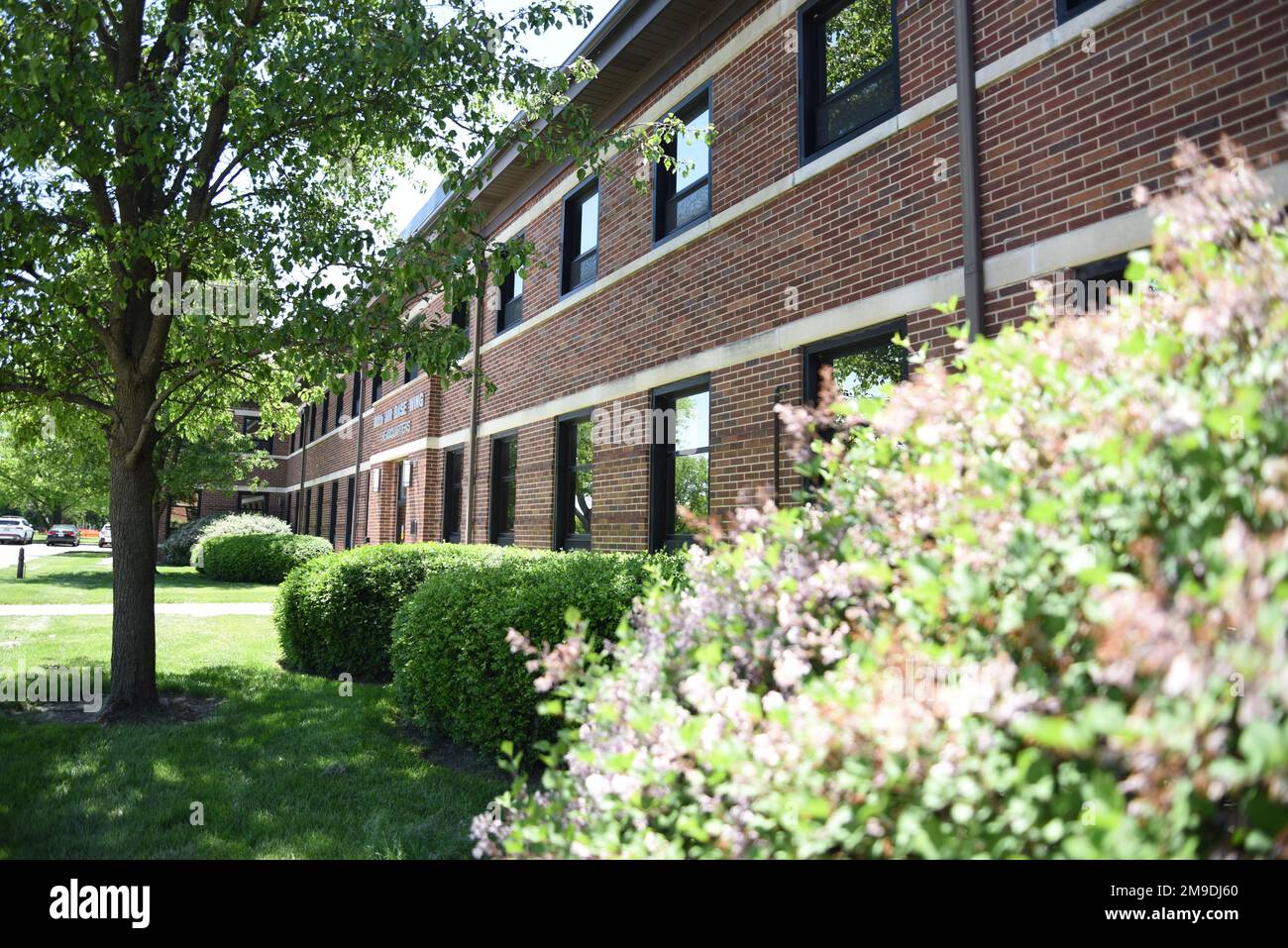 More than 100 employees hi-res stock photography and images - Alamy