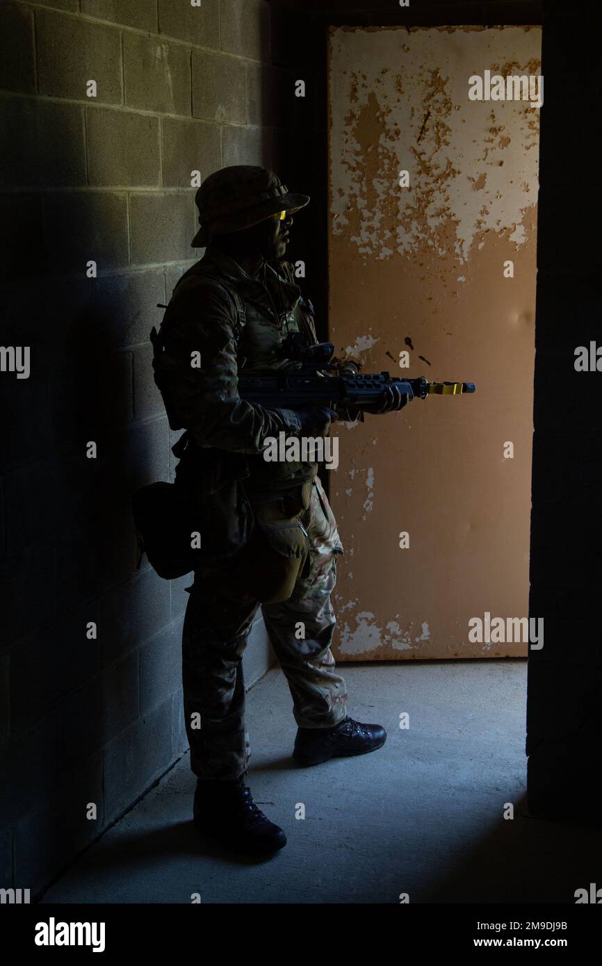 The Royal Bermuda Regiment provides security while conducting Military ...