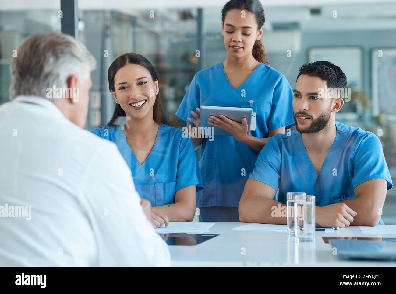 Group of medical staff hi-res stock photography and images - Alamy