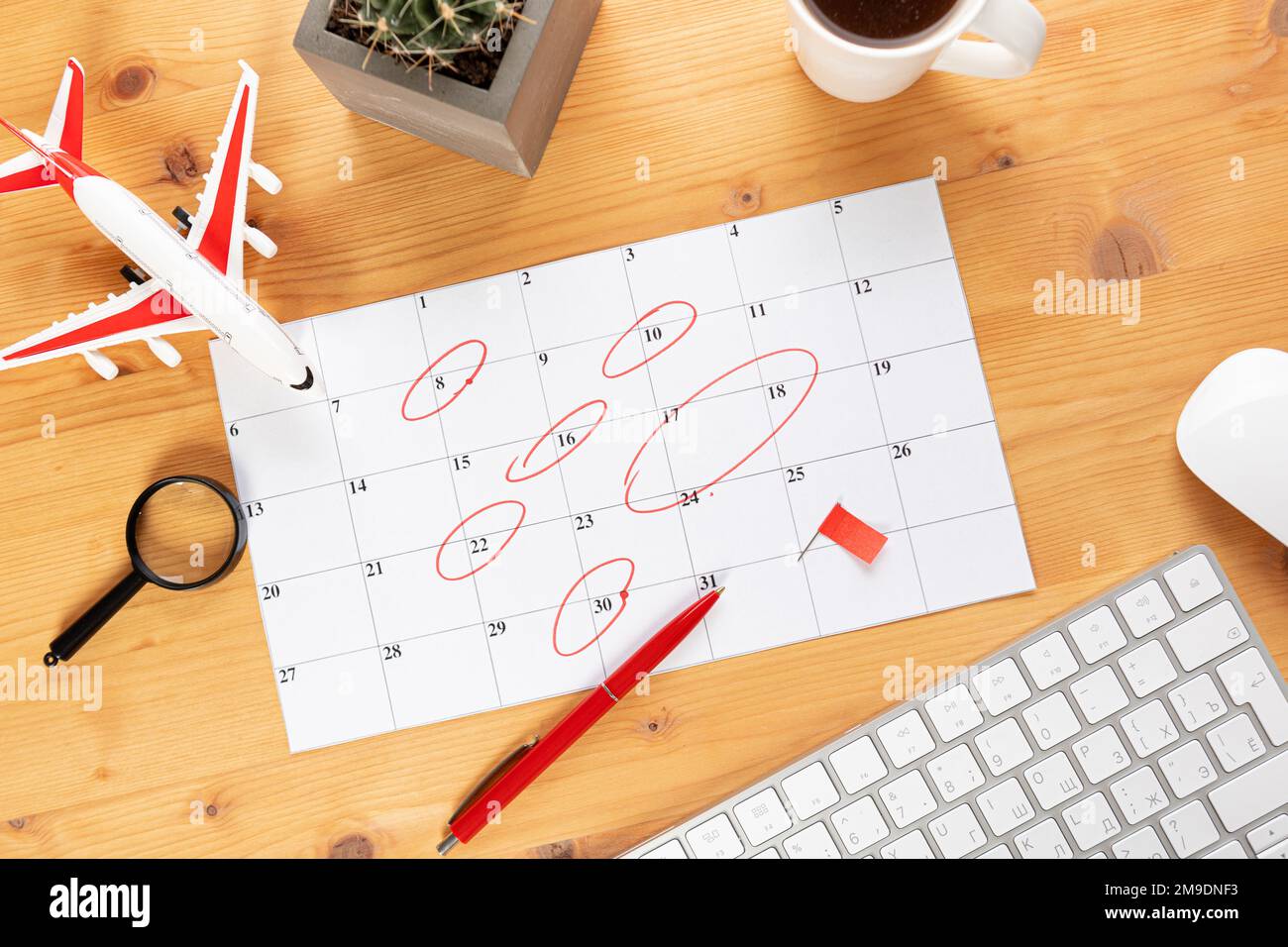 Calendar and reminders for work trips, travel and vacations. glider on ...