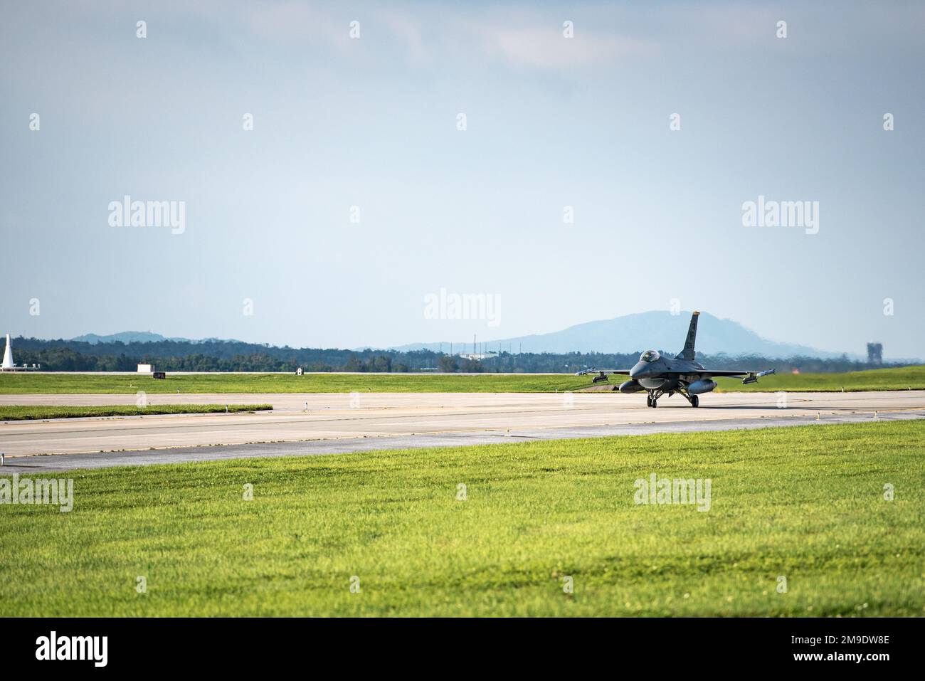 An F-16 Fighting Falcon from the 80th Fighter Squadron taxis down the ...