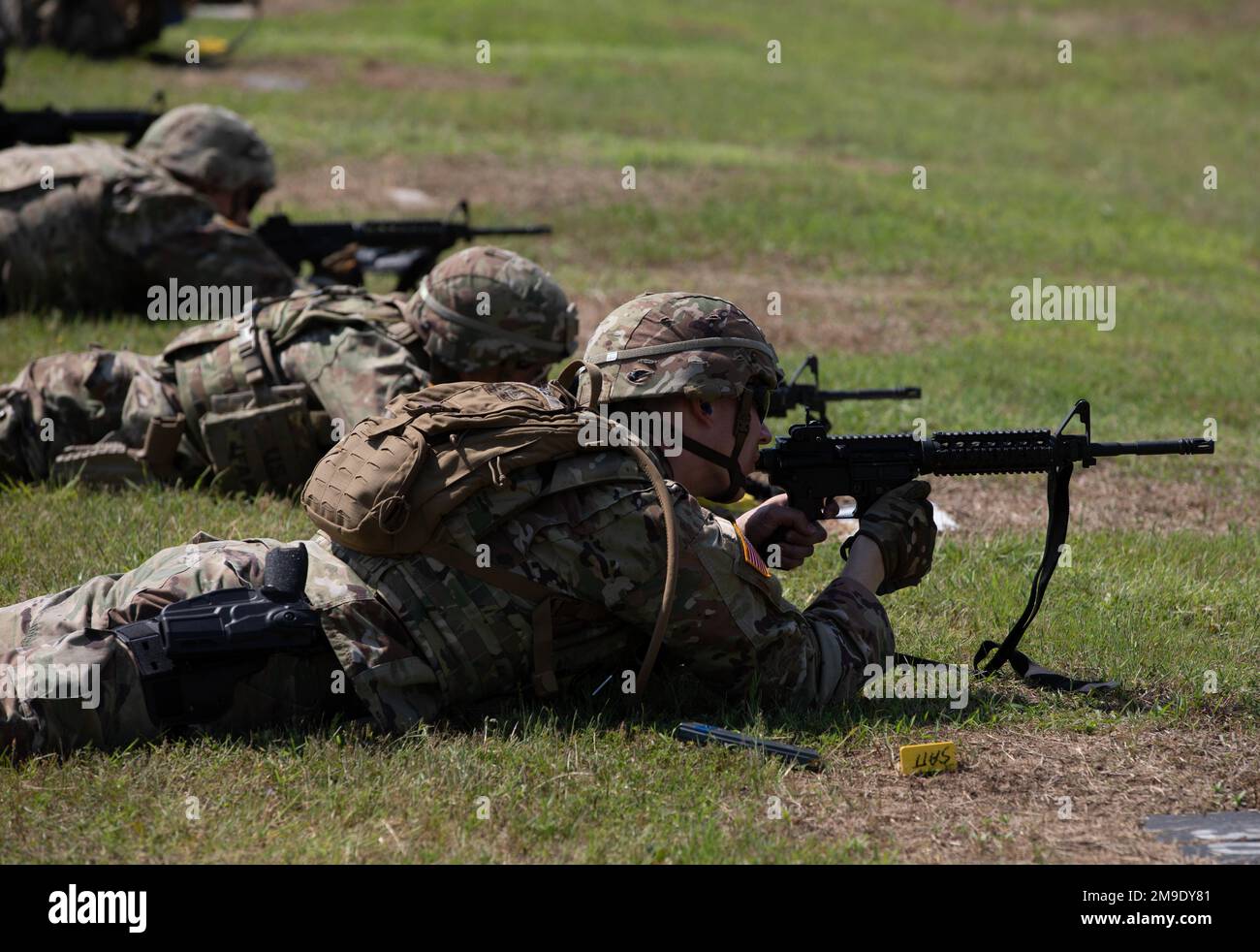 Soldiers competing in the National Guard Region V Best Warrior ...