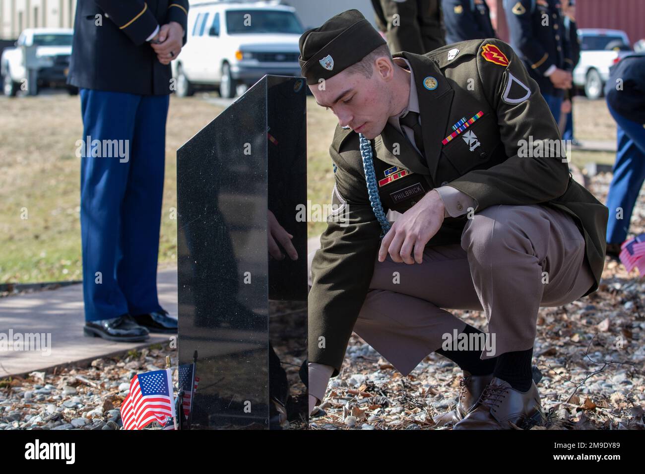 Private first class Ryan Philbrick, assigned to 1st Battalion, 5th ...