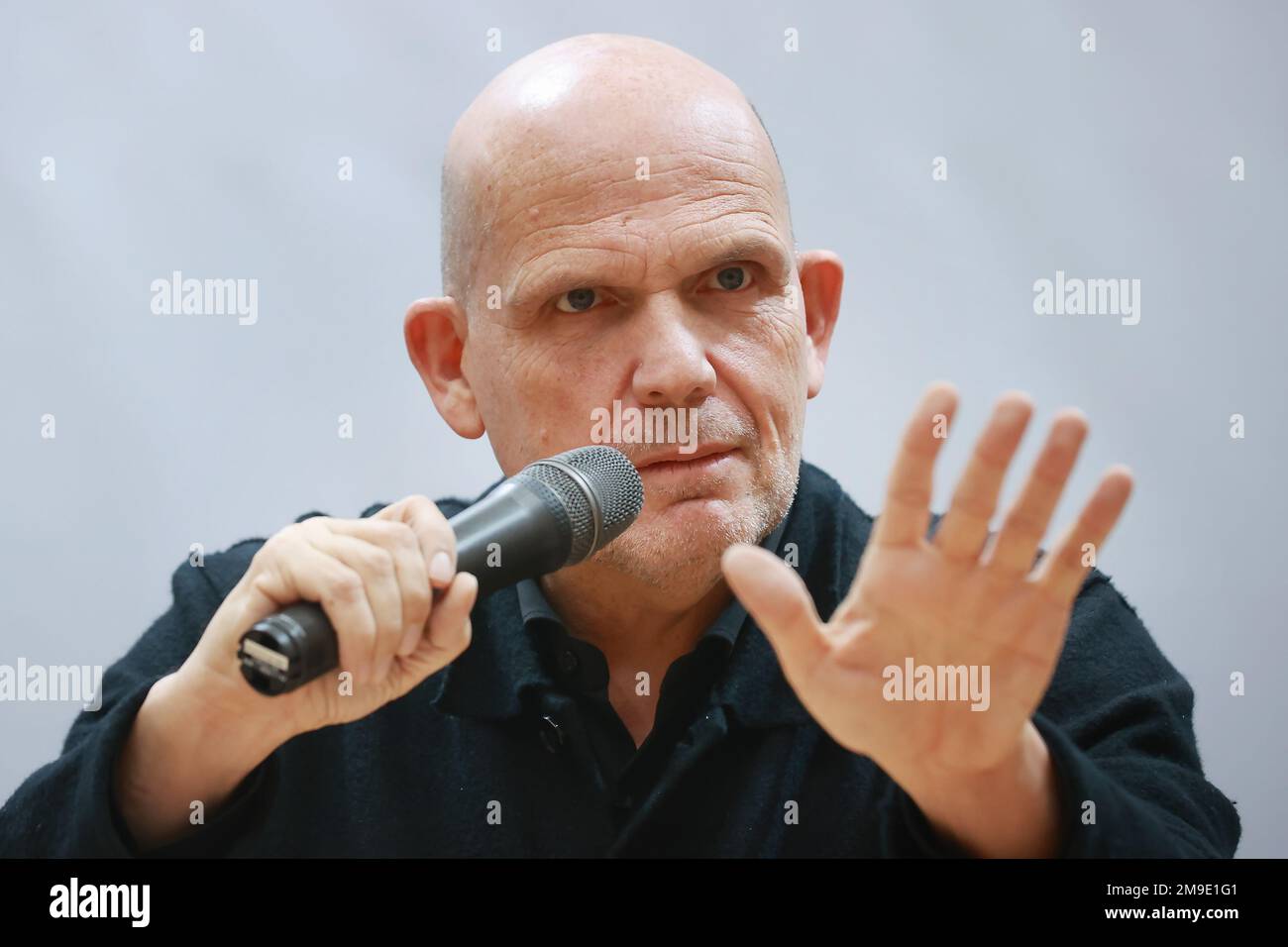18th Jan, 2023. Seoul Philharmonic Orchestra's next music director Jaap ...