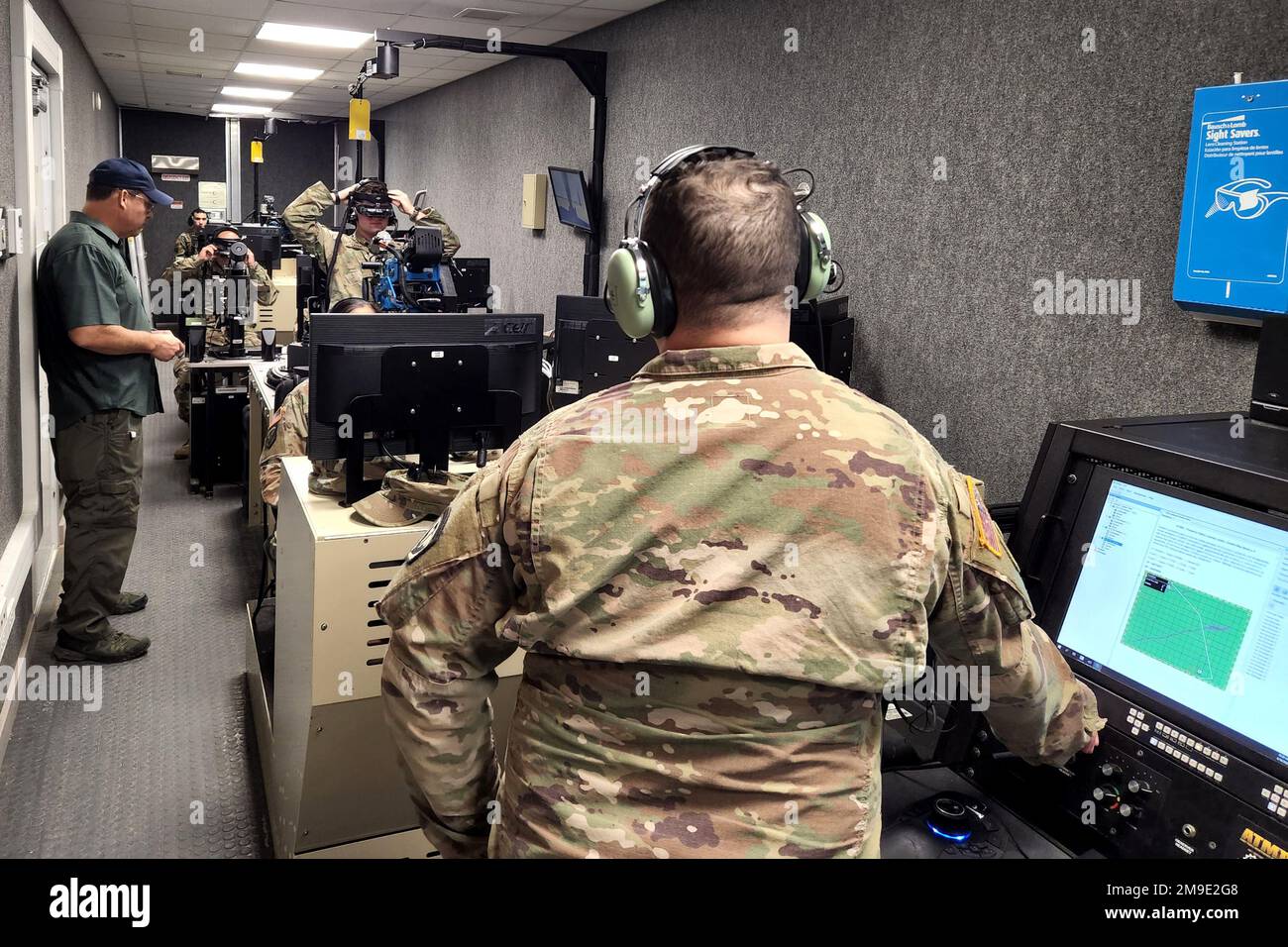 Soldiers with the 42nd Regional Support Group, New Jersey National ...