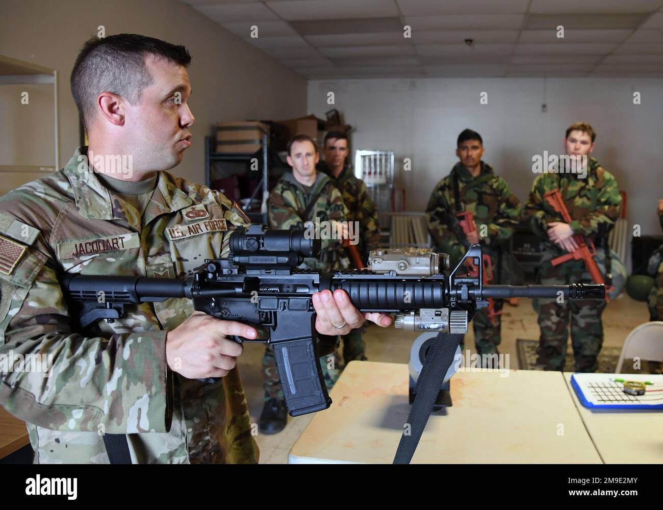 Weapons clearing hi-res stock photography and images - Alamy