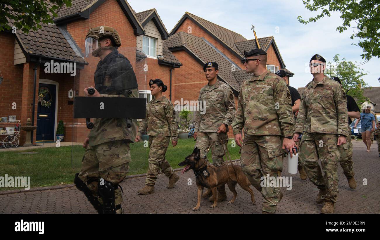 U.S. Air Force Airmen assigned to the 48th Security Forces Squadron ...