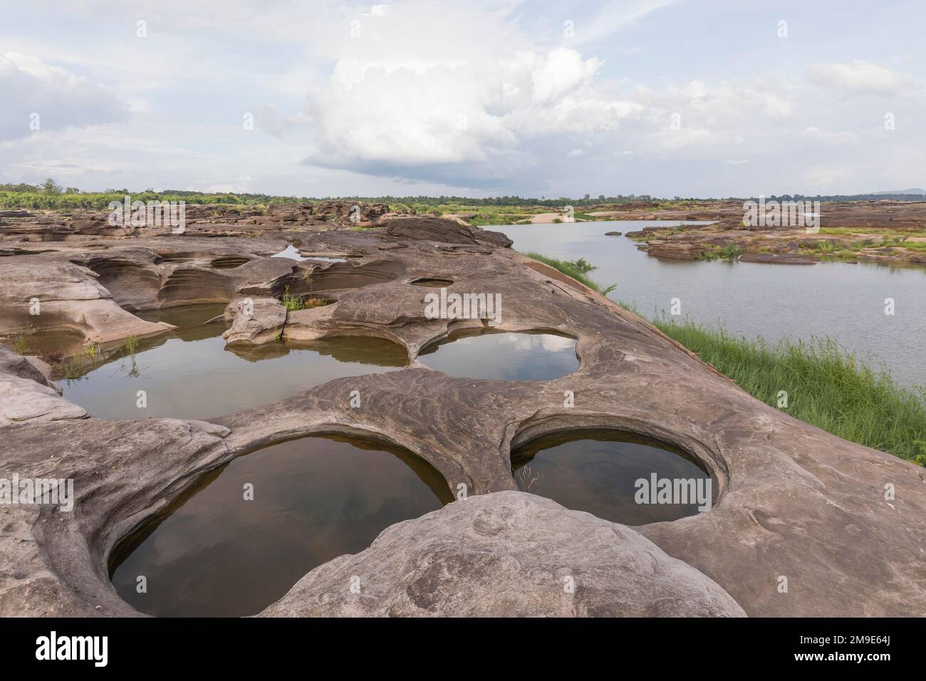 Sam Phan Bok on the Mekong River, Baan Phong Pao, Lao Ngam Sub-district ...
