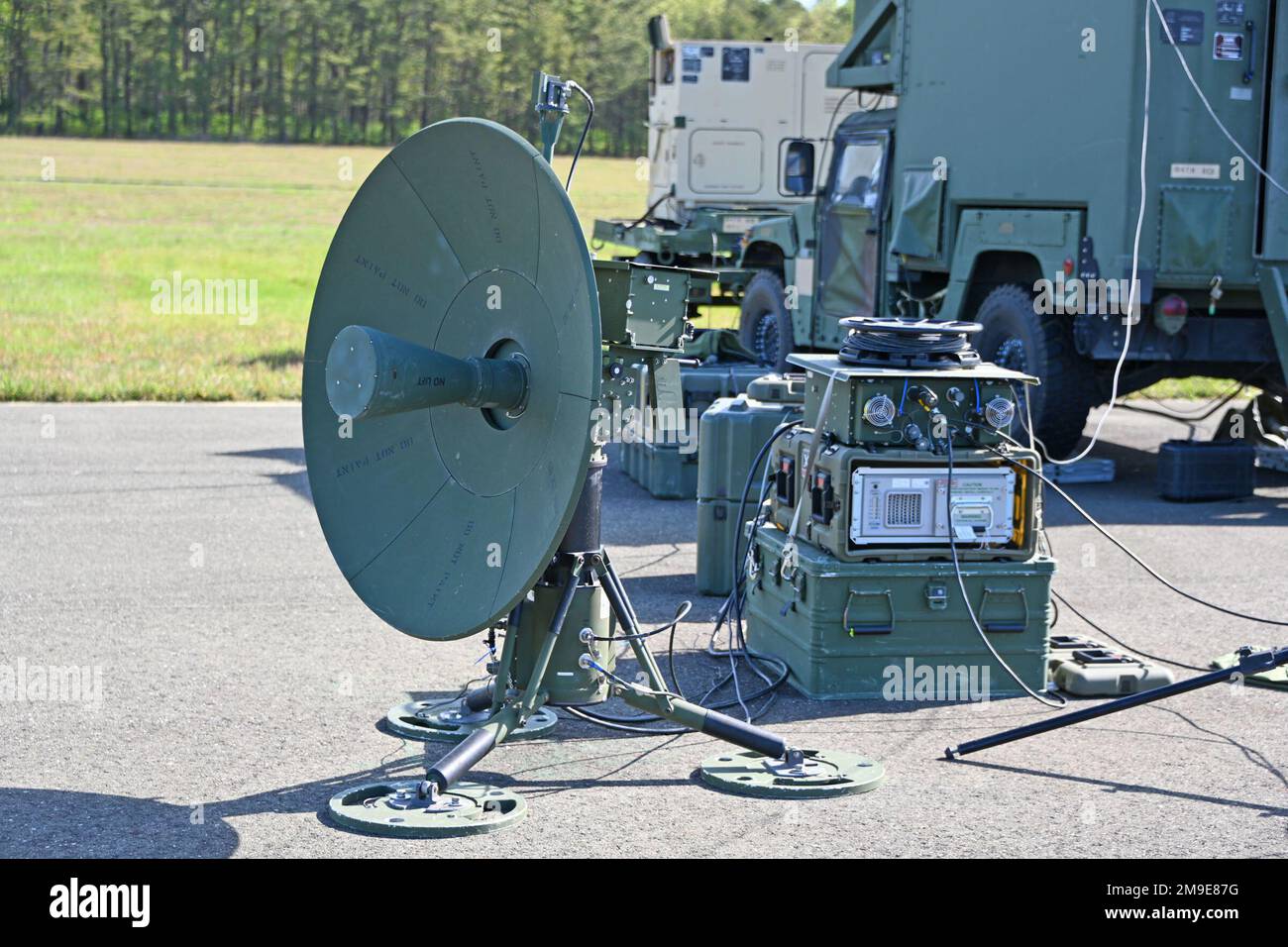 The soldiers of the 1st DET / 104th BEB (BRIGADE ENG BATTALLION) are ...