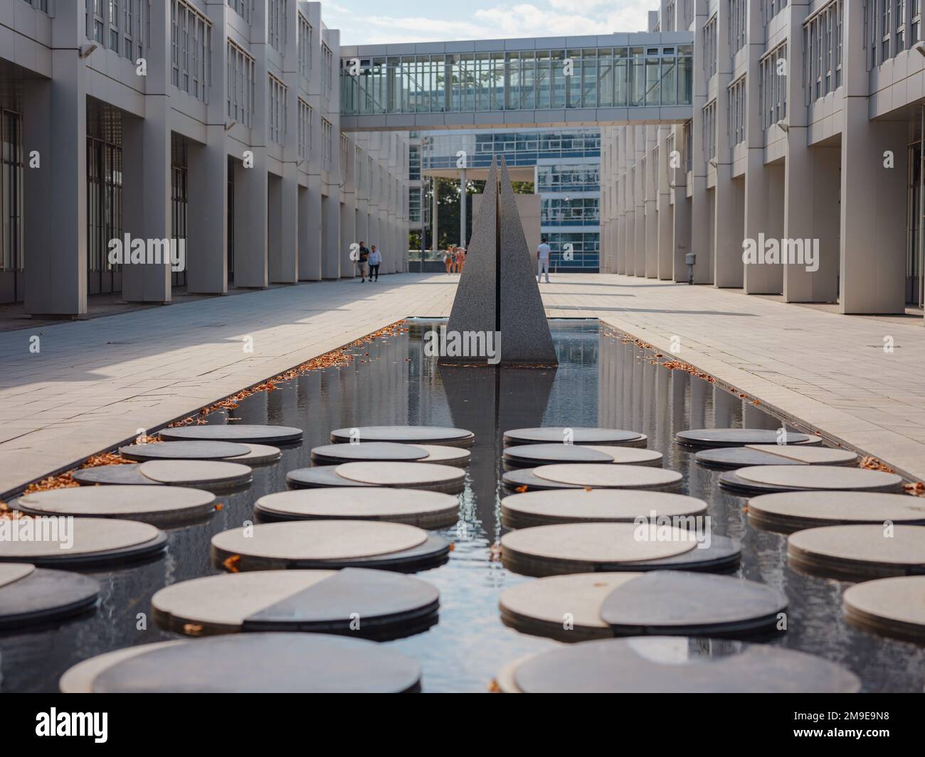 Kurt-Hartel-Passage near Munich main station. interesting design ...