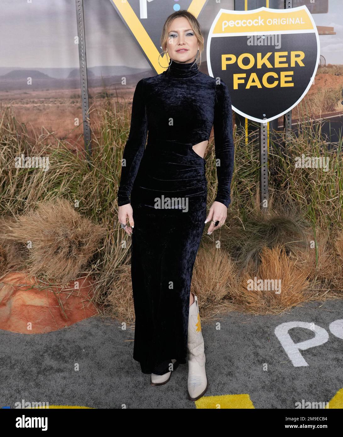 Kate Hudson arrives at the Peacock''s POKER FACE Los Angeles Premiere ...