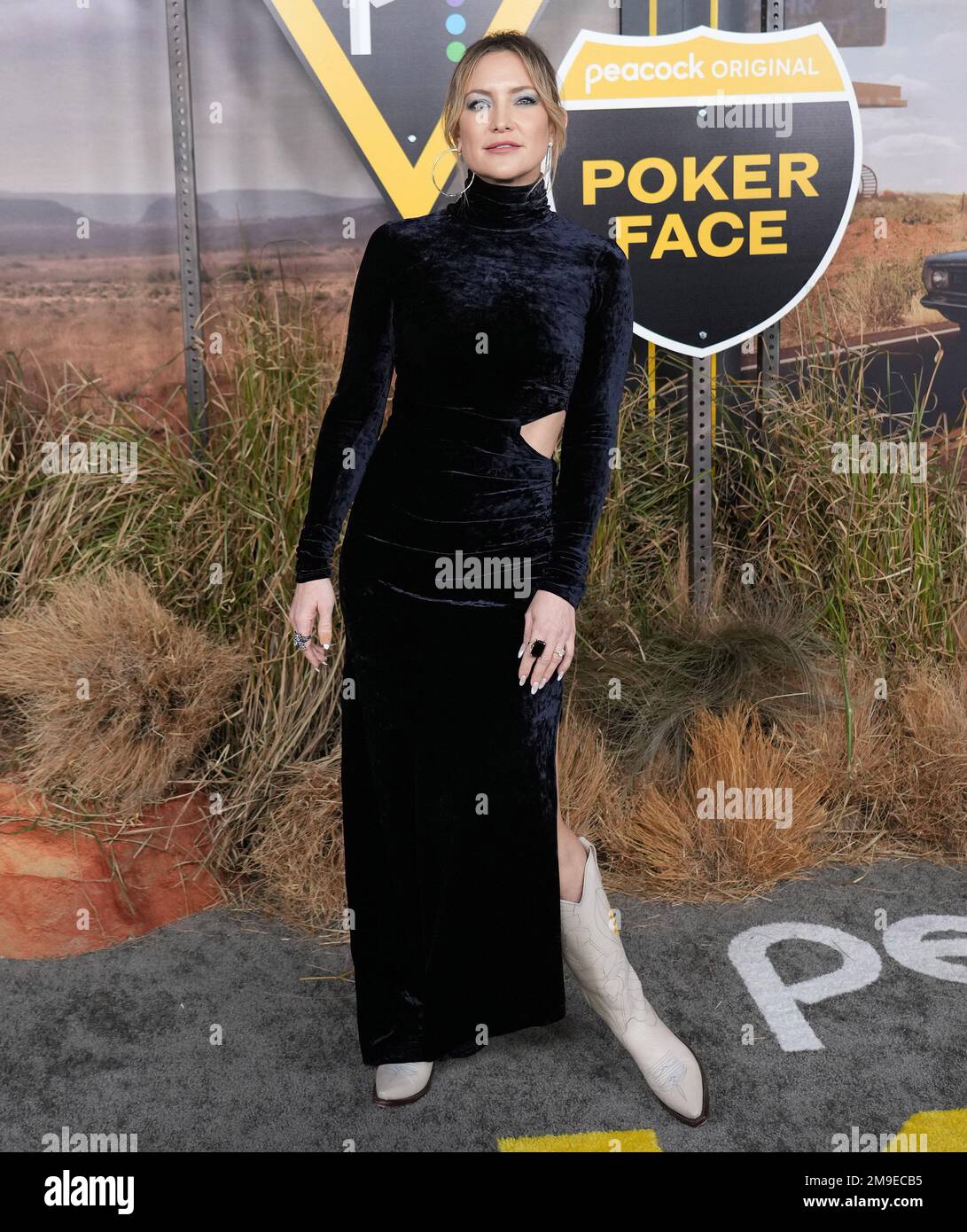 Kate Hudson arrives at the Peacock''s POKER FACE Los Angeles Premiere ...