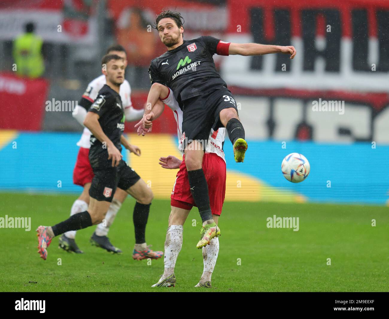 Rw rw essen hallescher fc hi-res stock photography and images - Alamy