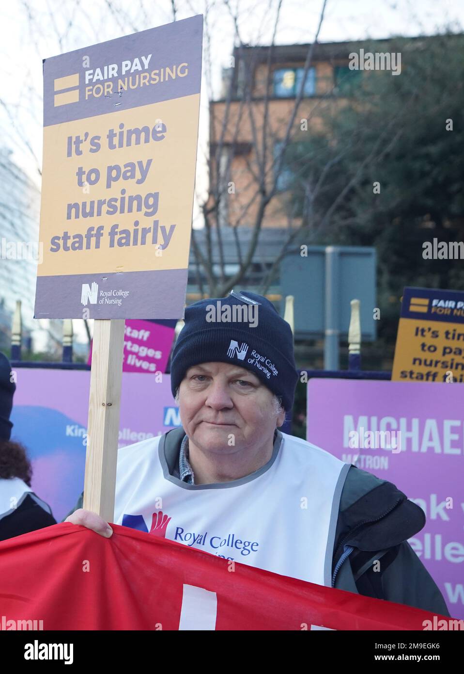 Members of the Royal College of Nursing (RCN) on the picket line ...