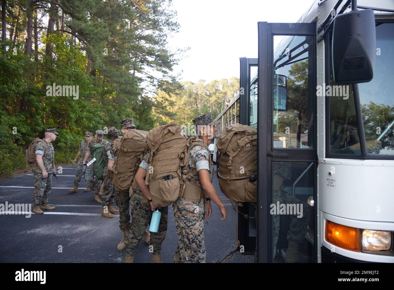 U.S. Marines with the Security Augmentation Force, Headquarters and ...