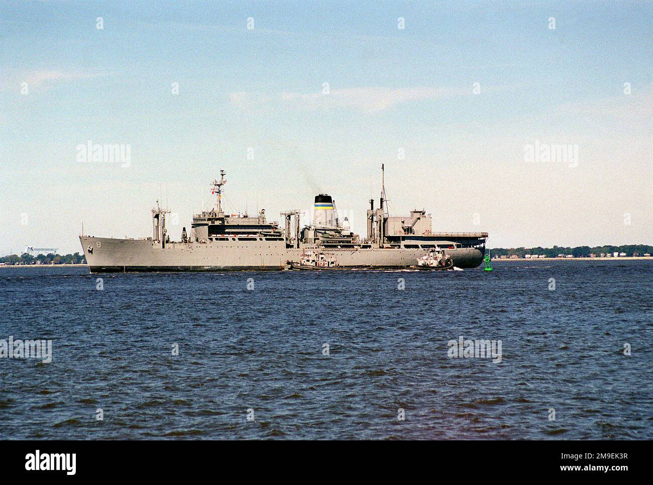 Port side view of the Combat Stores Ship, USNS SIRIUS (T-AFS 8 ...