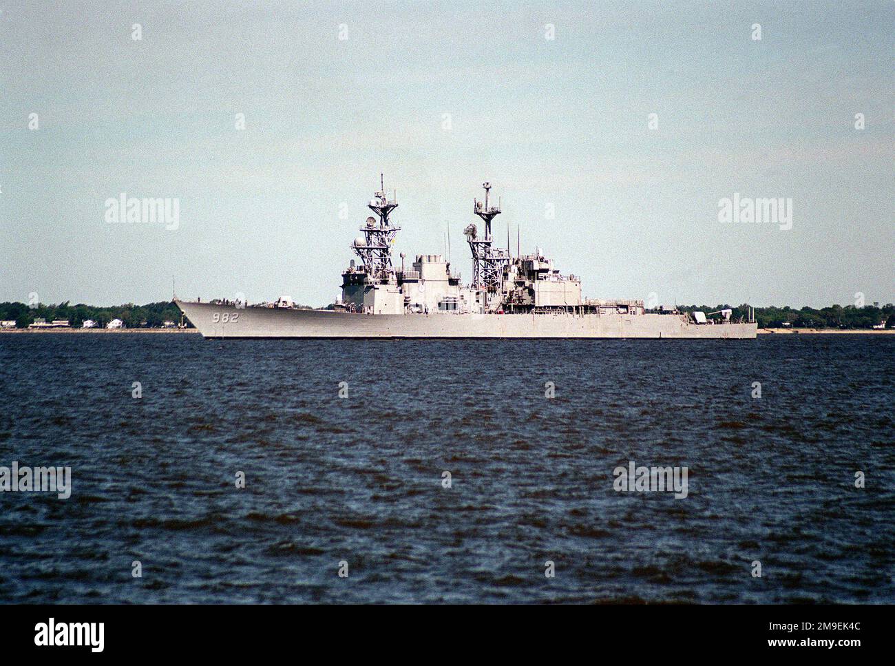 Port side view of the Spruance Class Destroyer, USS NICHOLSON (DD 982 ...