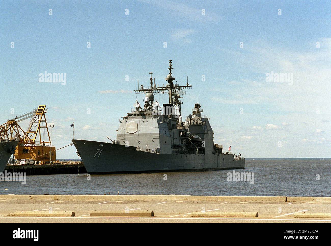 Port bow view of the Ticonderoga Class, Guided Missile Cruiser, USS ...