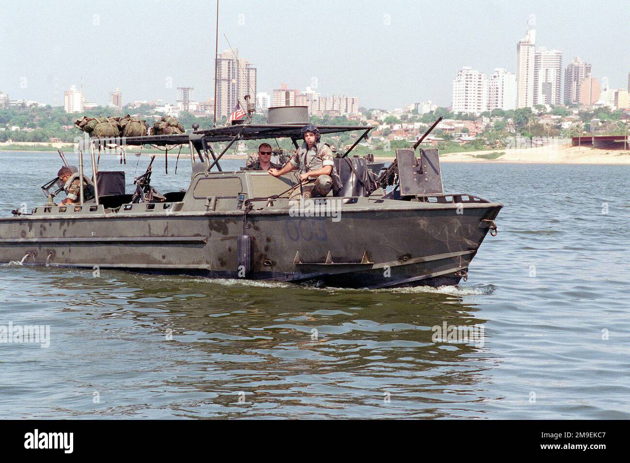 Marines from Small Craft Company cruise the river after "splashing ...