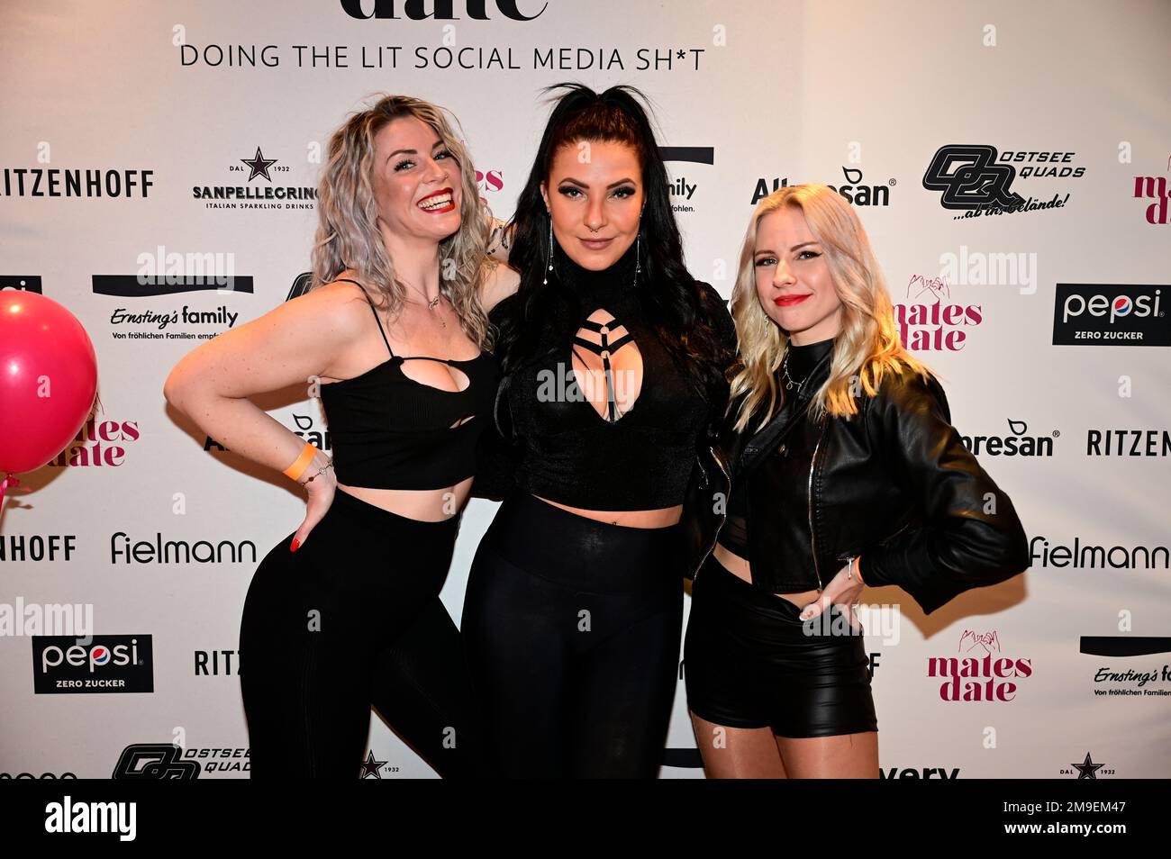 Sabrina Mina / Fischer (sabrinamina offical), RoxyTV ( roxytv ), Kat ...