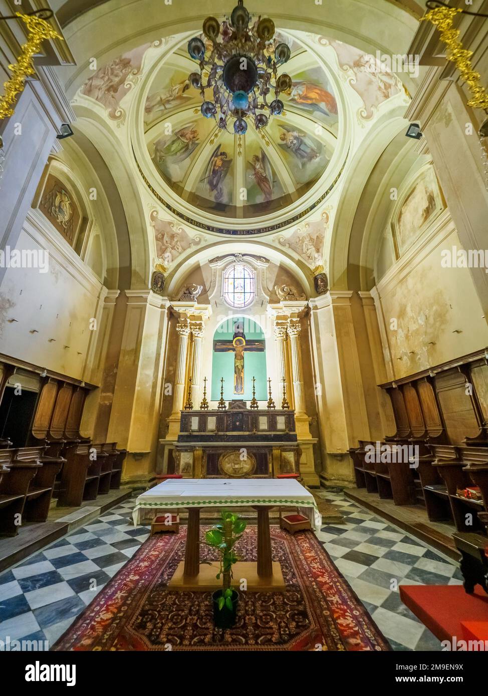 The Byzantine crucifix placed on the main altar of the Santissimo ...