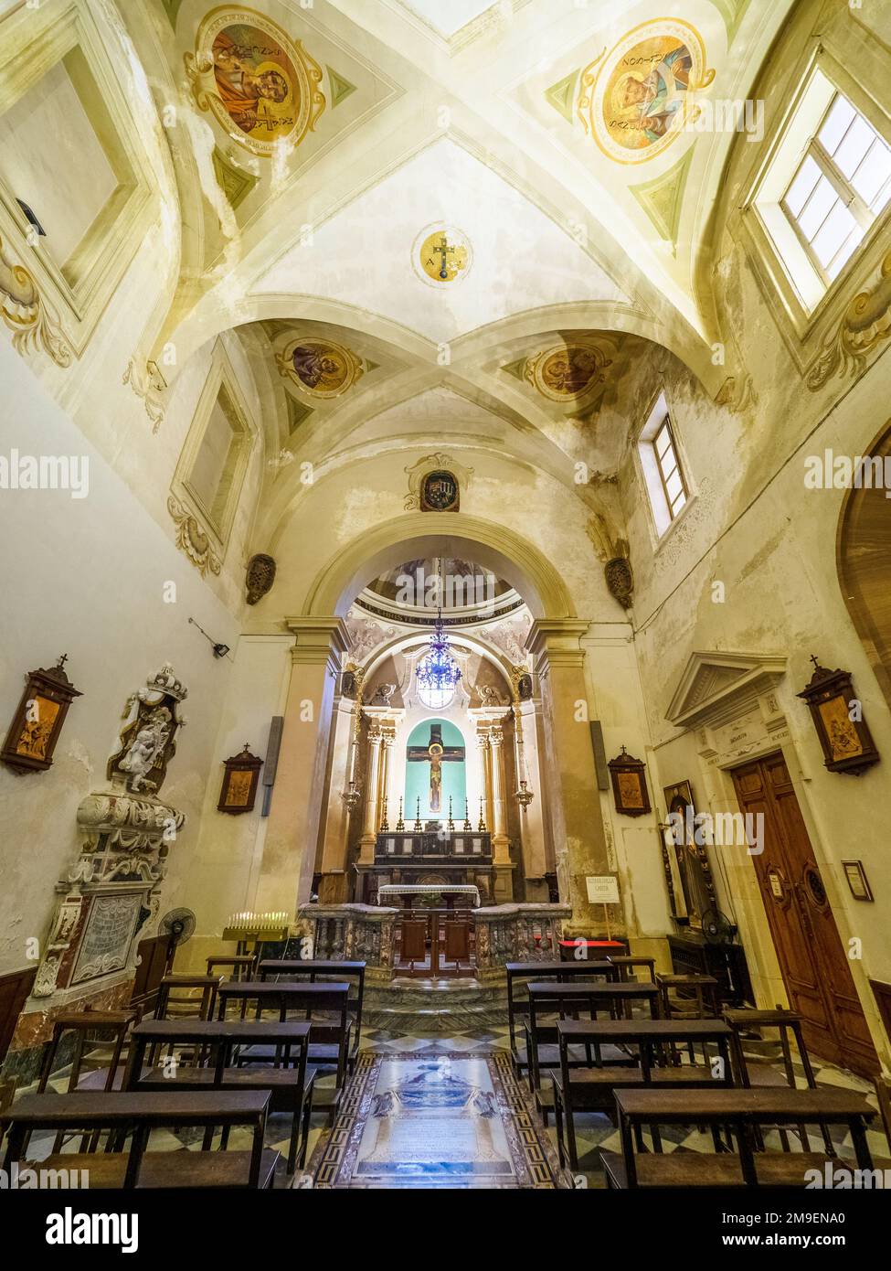 The Byzantine crucifix placed on the main altar of the Santissimo ...