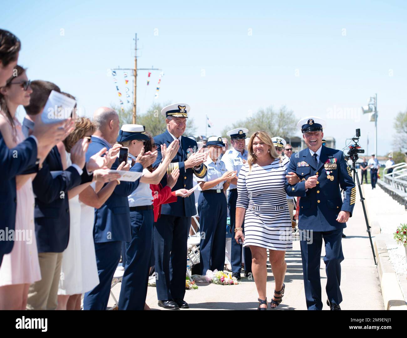 Master Chief Petty Officer Heath Jones relieves Master Chief Petty ...