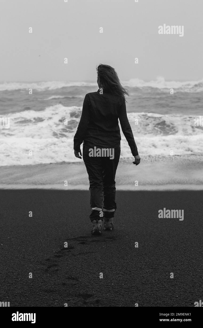 Lady nature seaside Black and White Stock Photos & Images - Alamy