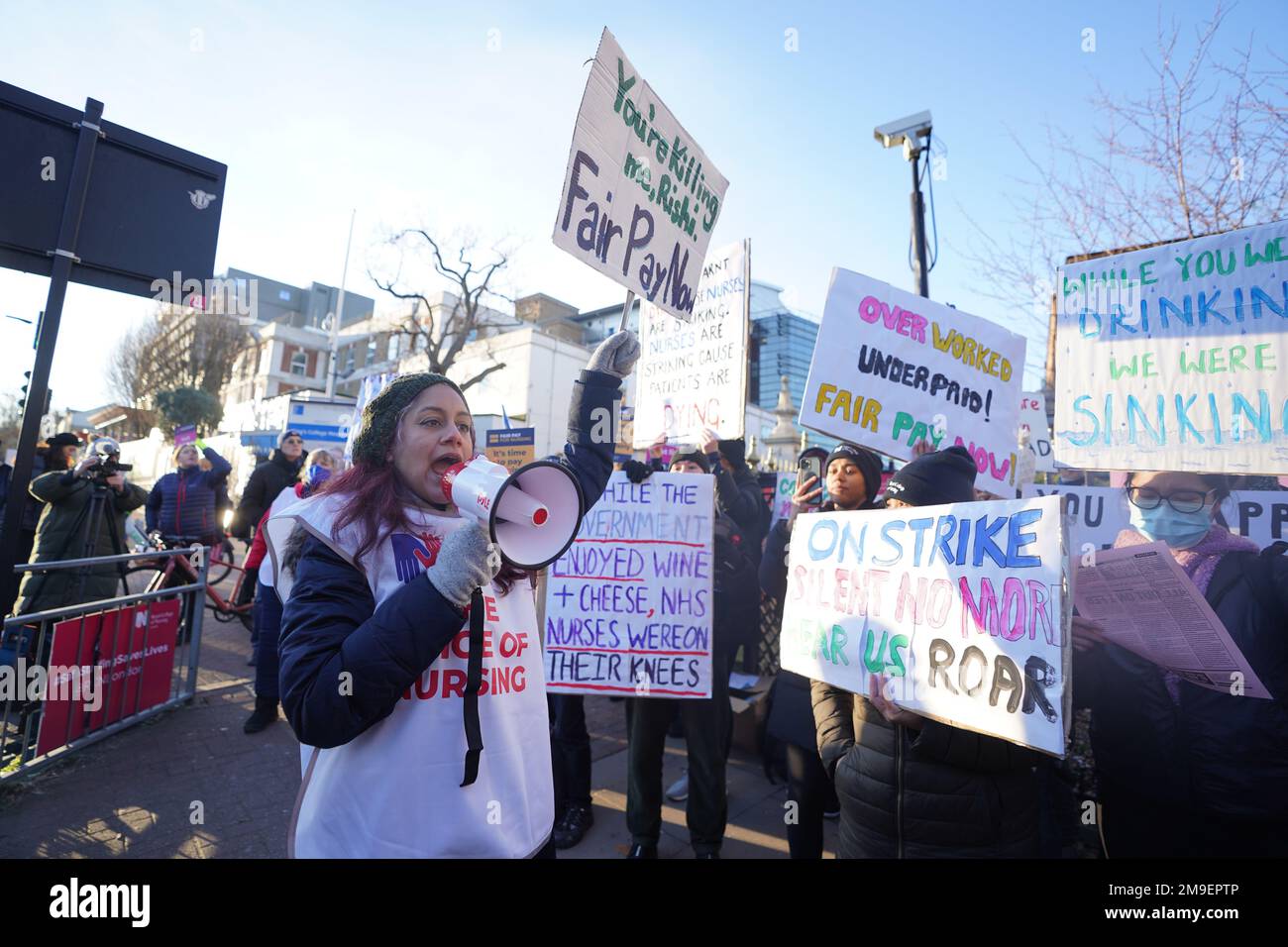 Members of the Royal College of Nursing (RCN) on the picket line ...