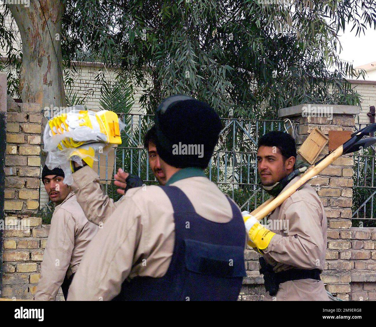 Mnc iraq hi-res stock photography and images - Alamy