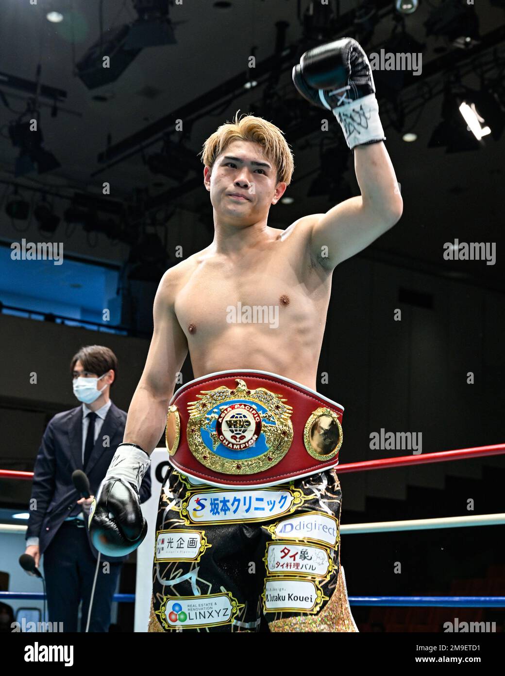 Tokyo, Japan. 14th Jan, 2023. New champion Jin Sasaki of Japan won the WBO Asia Pacific ...