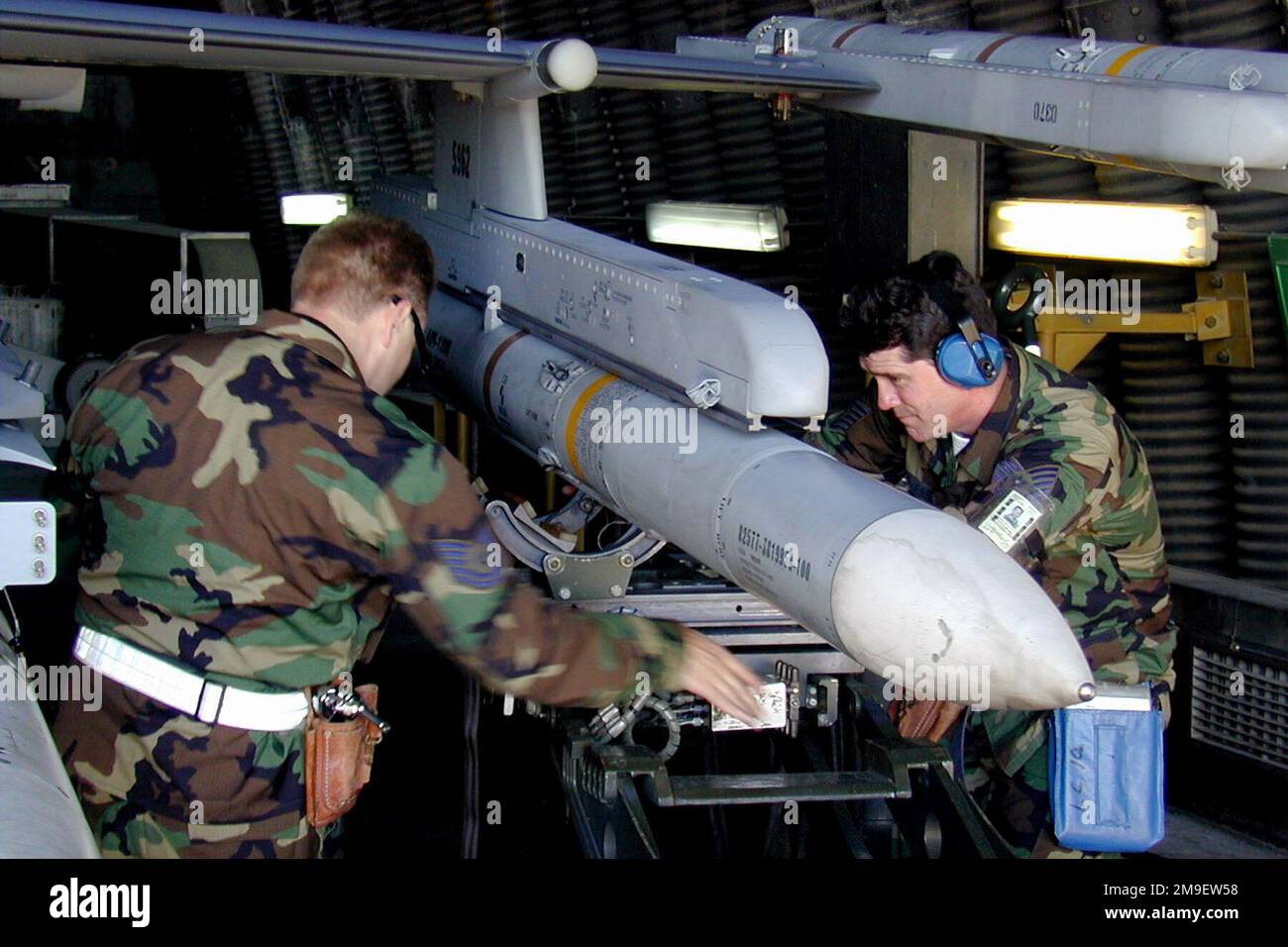 169th Fighter Wing (FW) Aircraft Generations Squadron McEntire Air ...