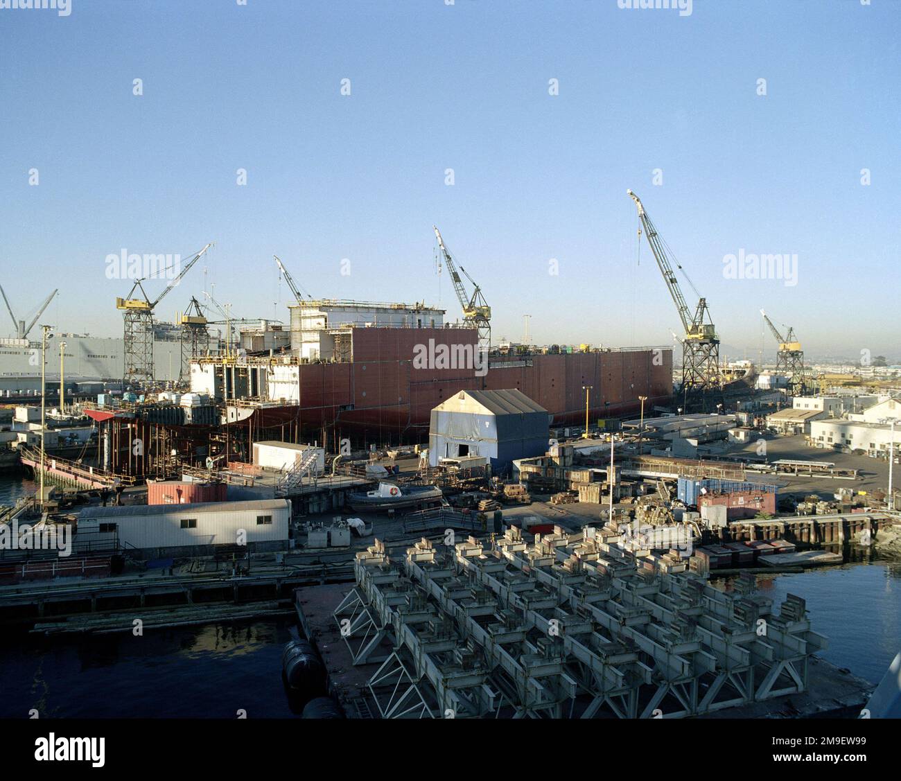A port quarter view of the MSC (Military Sealift Command) strategic ...
