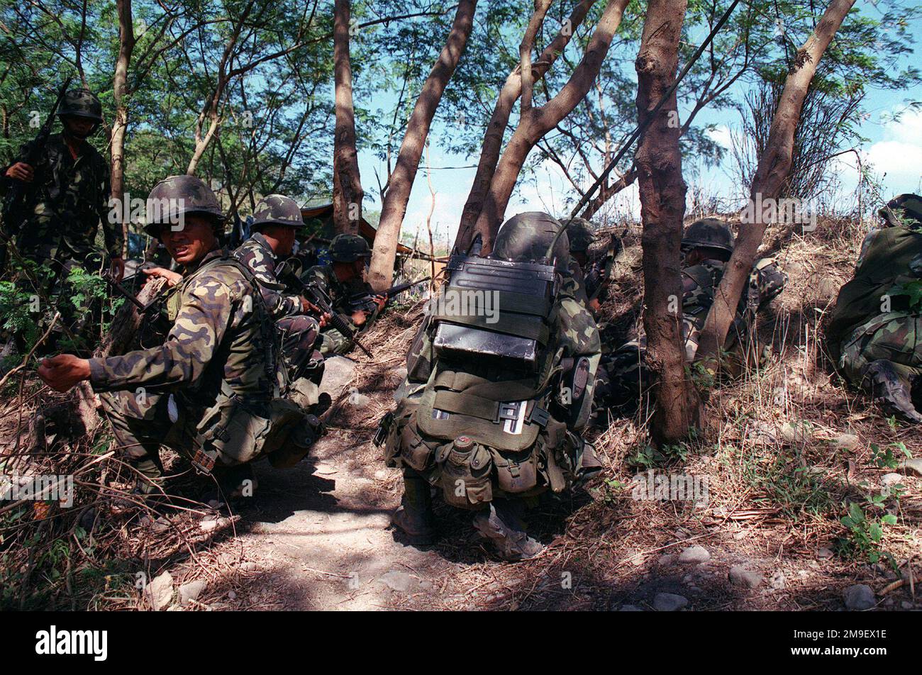 000225-M-0267C-018. Subject Operation/Series: BALIKATAN 2000 Base ...