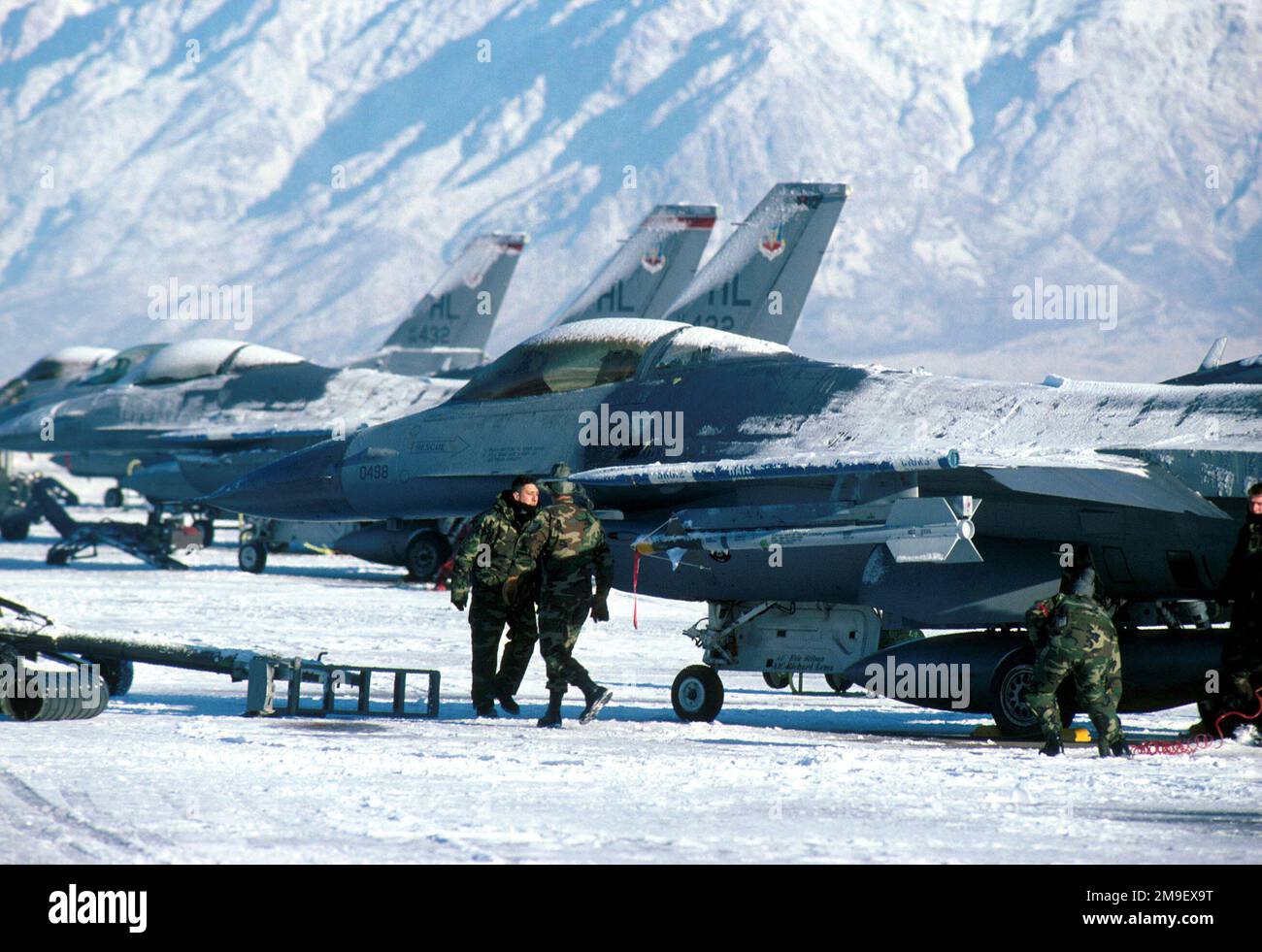 US Air Force Airmen from Hill AFB, Utah ready their USAF F-16 Falcon ...