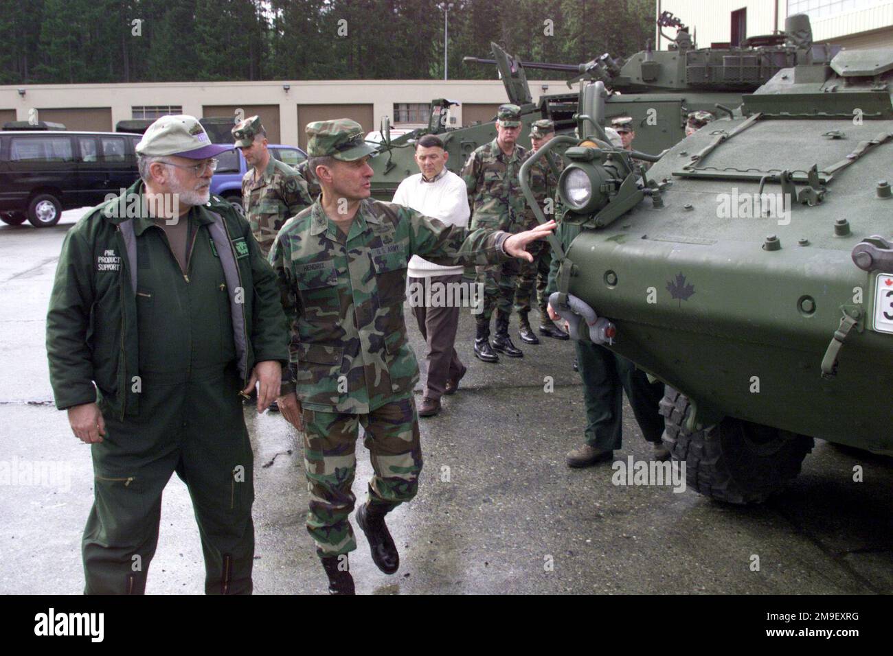 General John W. Hendrix, Commander in CHIEF, FORSCOM (United States ...