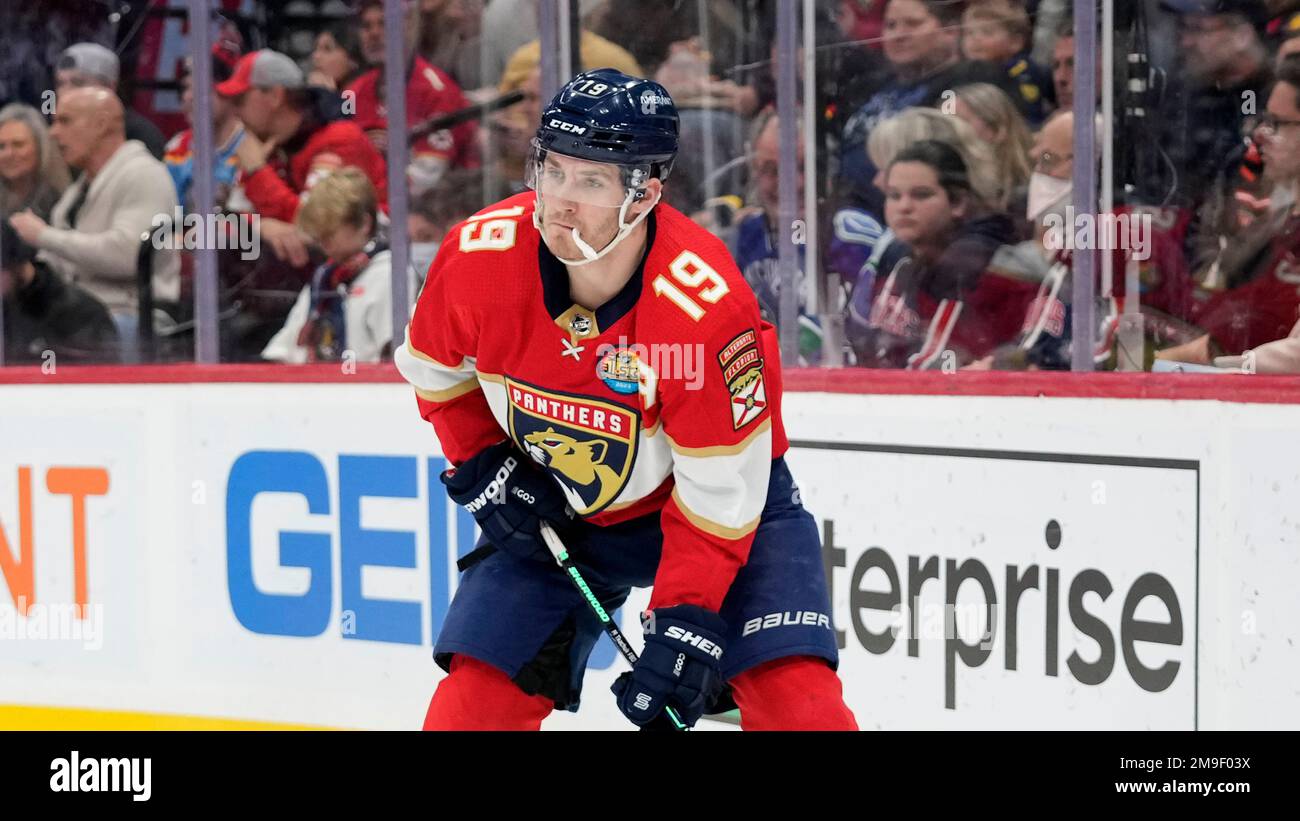 Florida Panthers left wing Matthew Tkachuk looks for an open teammate ...
