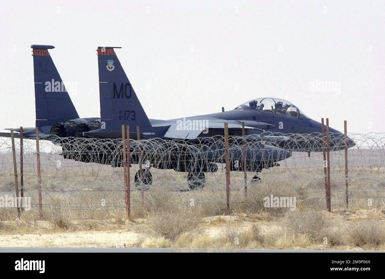 Al udeid airbase hi-res stock photography and images - Alamy