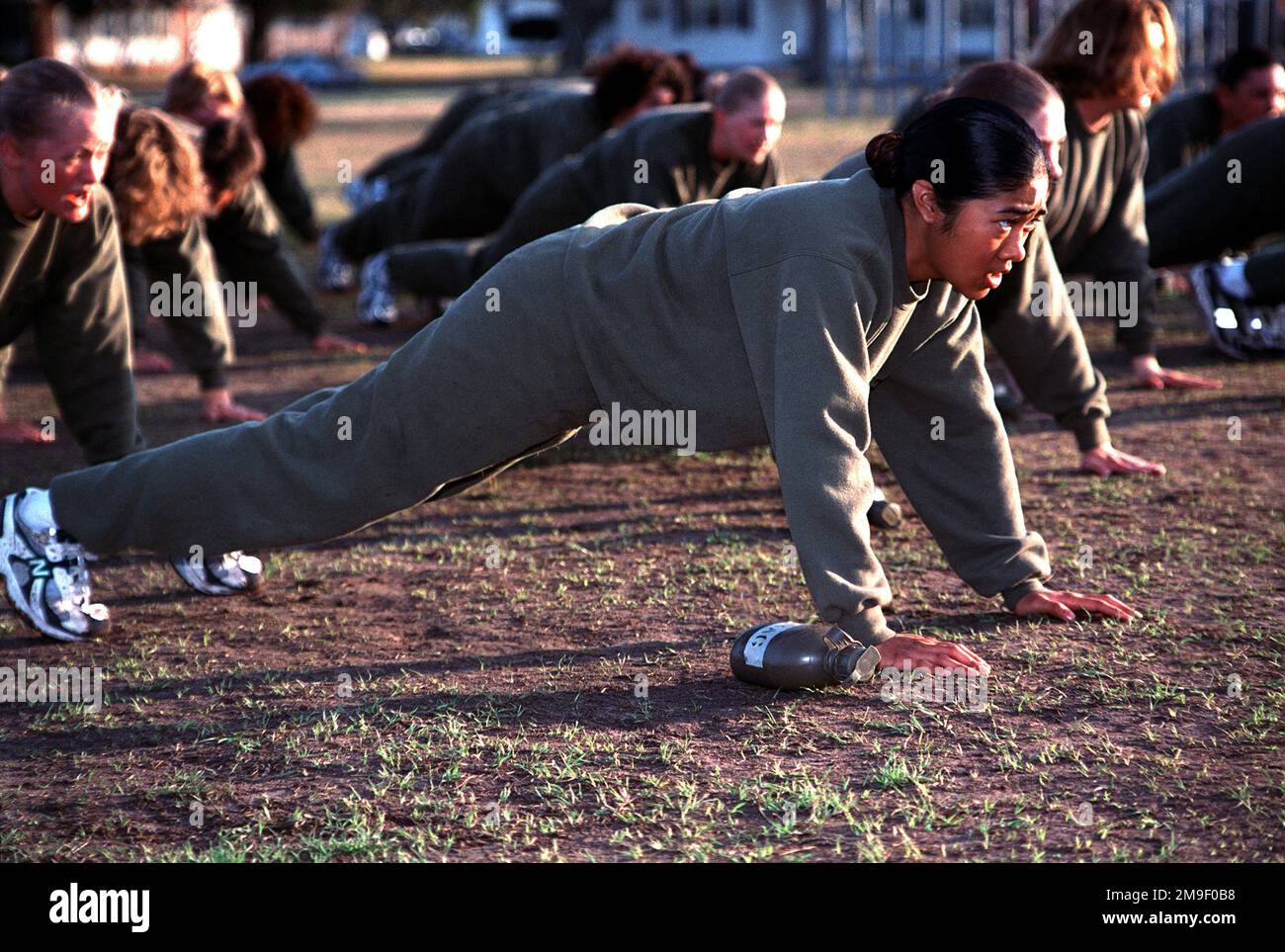 US Marine Corps (USMC) Recruit Brag and the rest of the recruits from ...