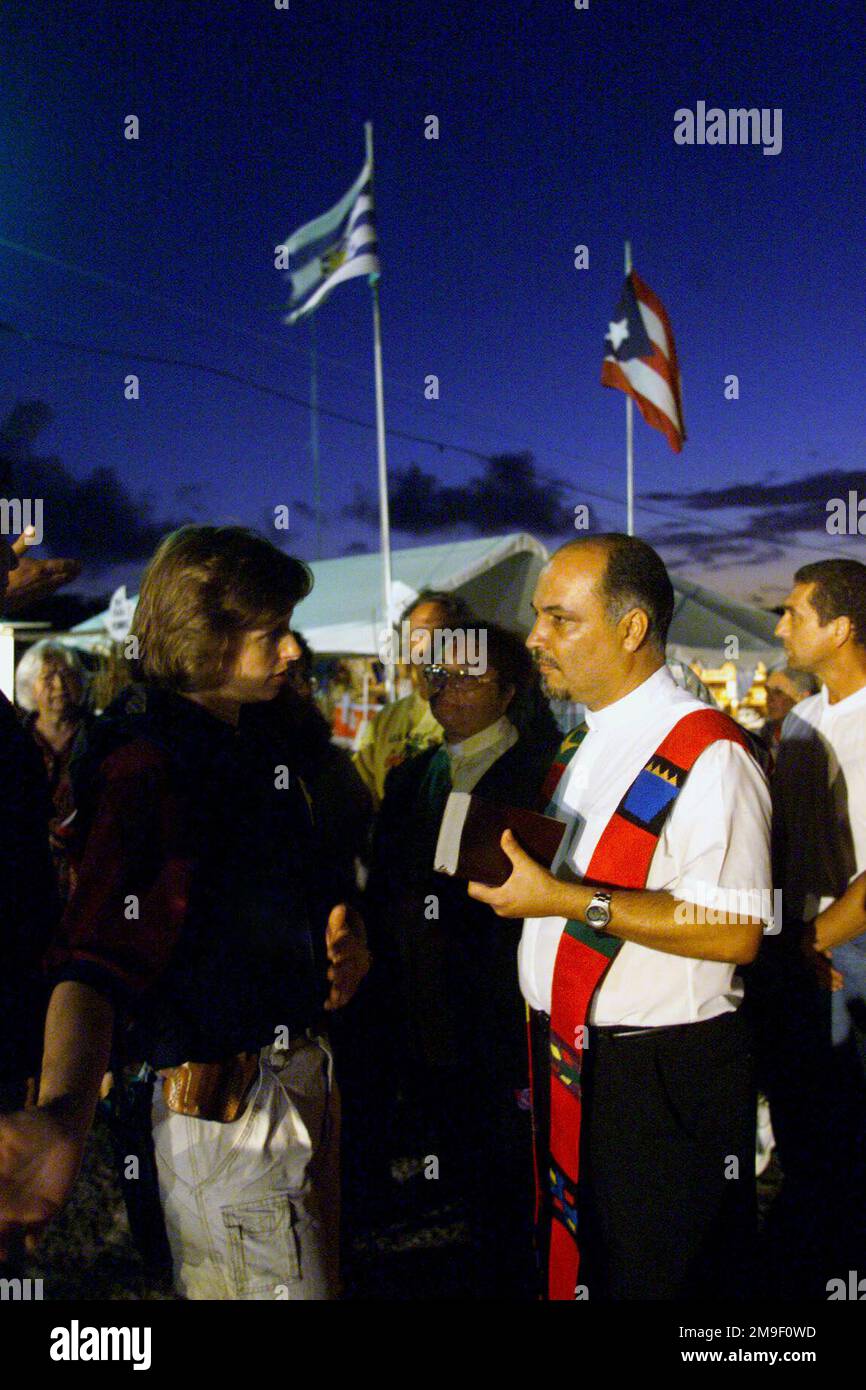 A member of the US Marshal Office, Negotiating Team discusses the ...