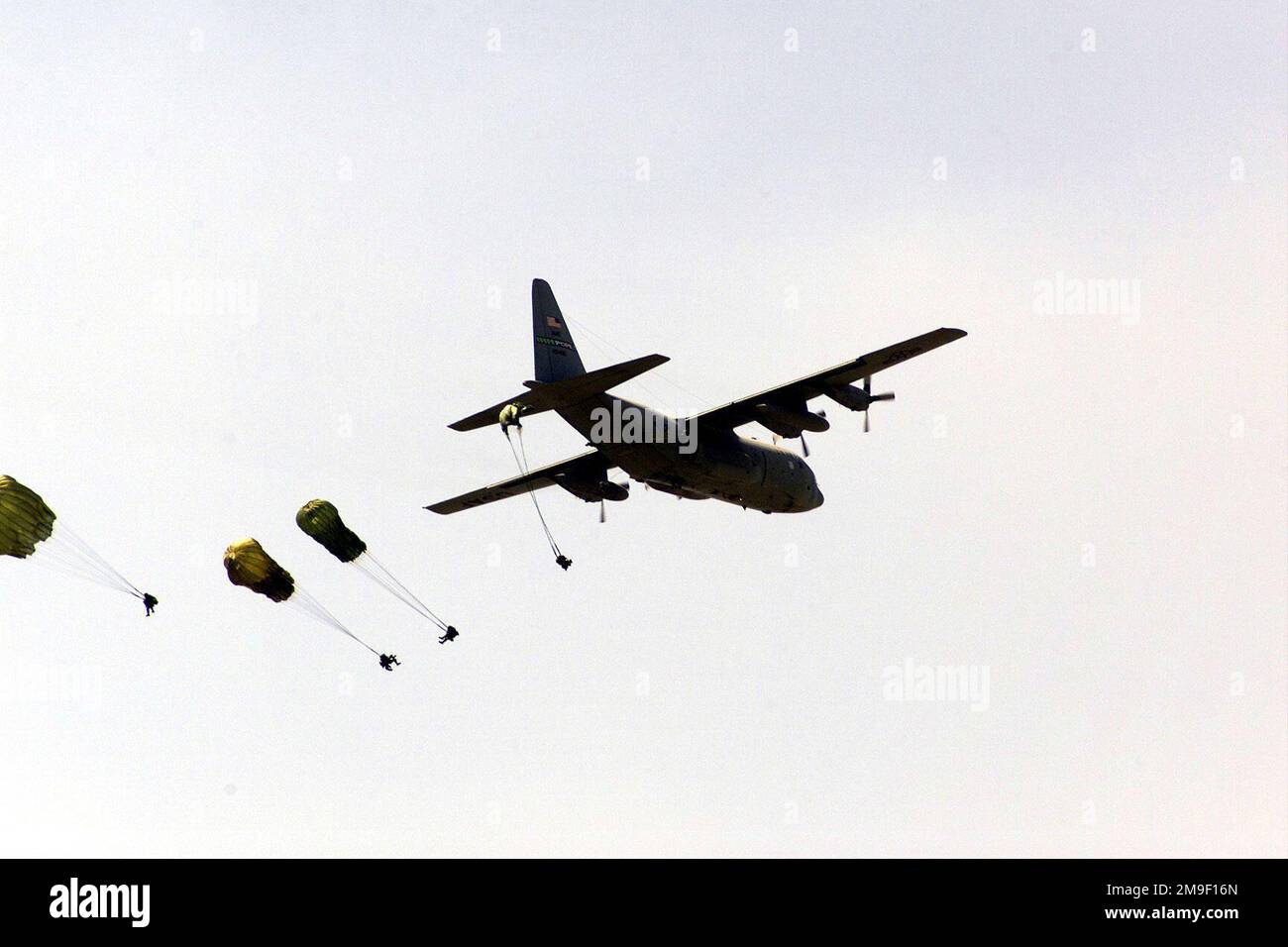 C 130 cargo loading hi-res stock photography and images - Alamy