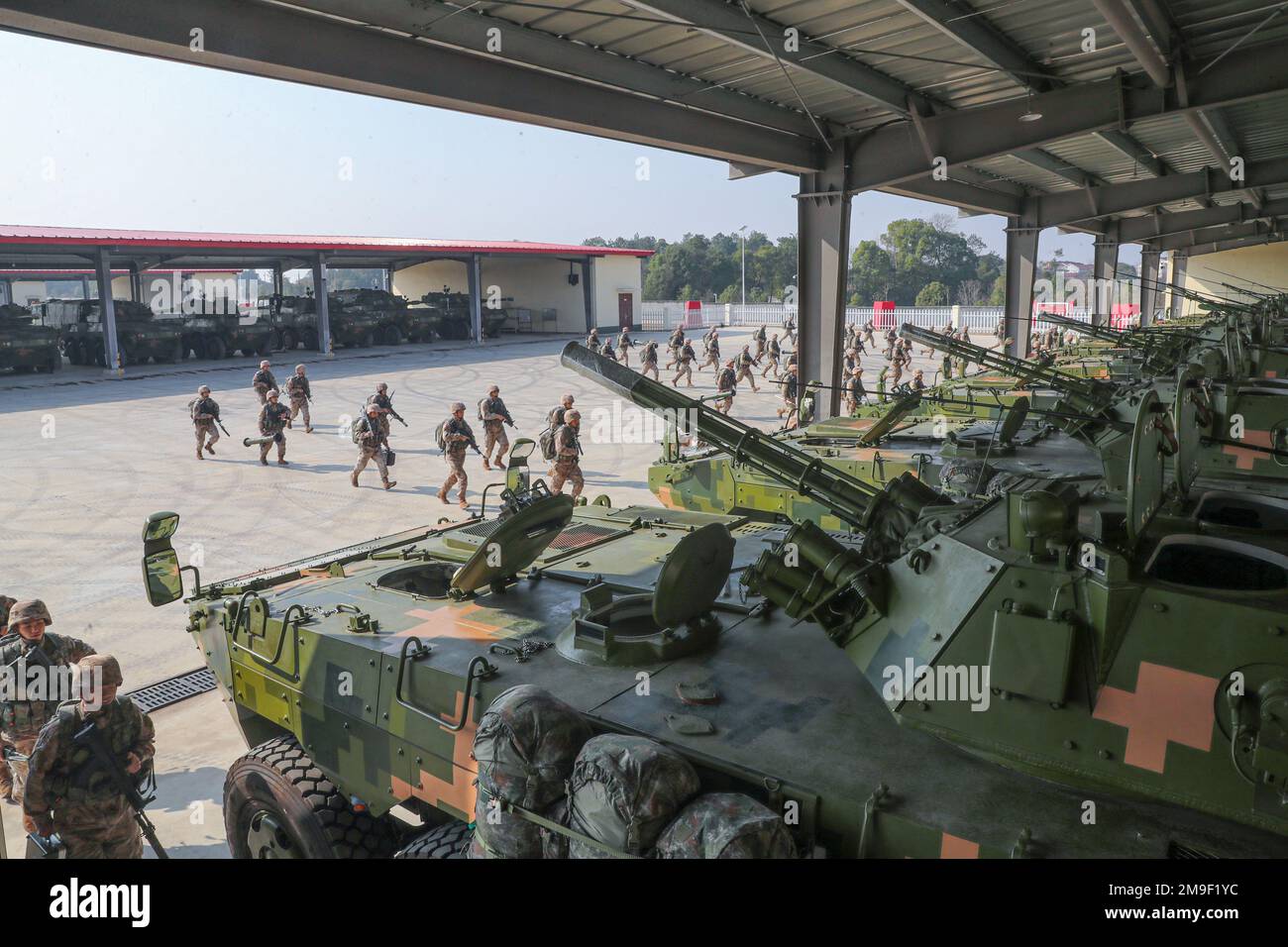 A brigade of the 72nd Group Army organizes a combat readiness drill ...